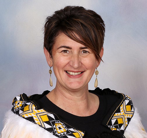 Deanwell School - Our People